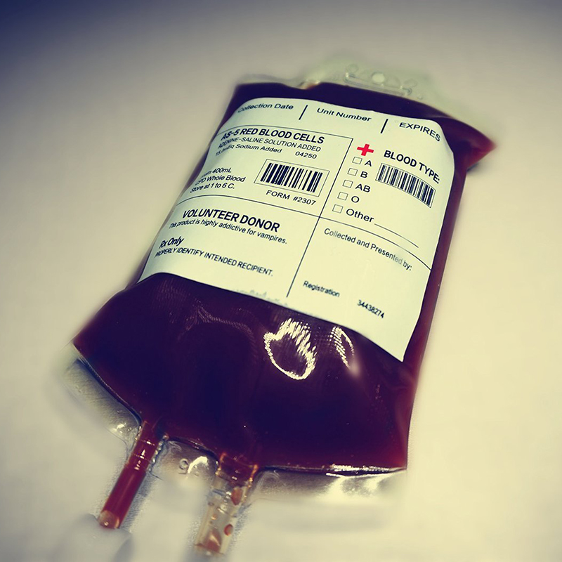 1x Vampire Diaries Props Reusable Drink Blood Bag Pouch Hallowen ...